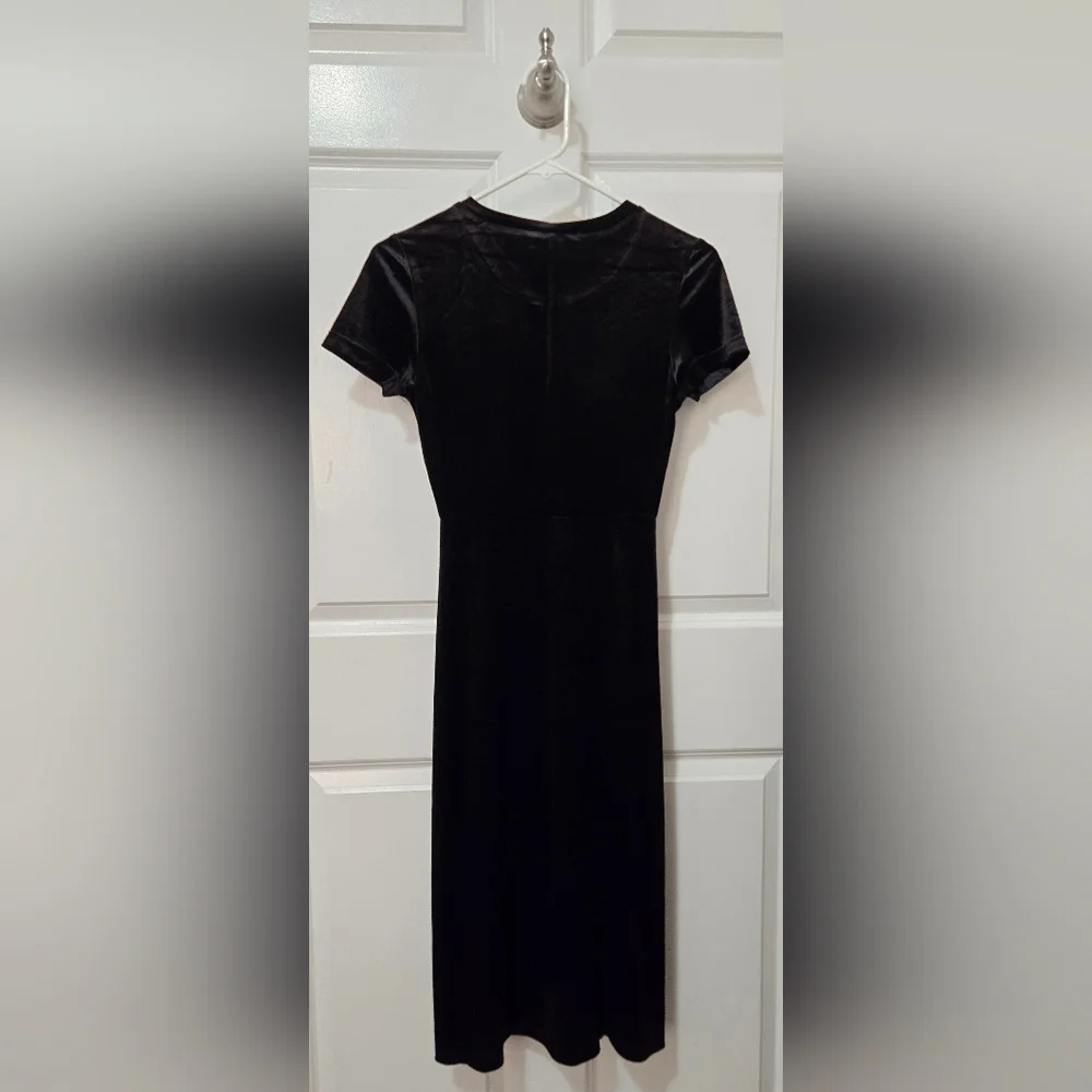 Zara | Dresses | Zara Black Velvet Dress | Poshmark
